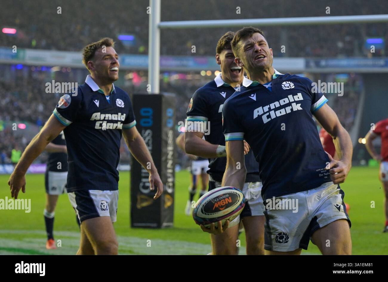 Edinburgh, Scotland, 8th March 2025. Blair Kinghorn of Scotland scores ...
