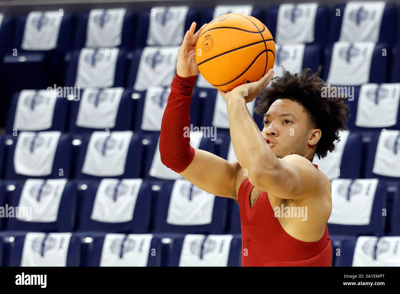 Alabama guard Mark Sears shoots during warmups before an NCAA college ...