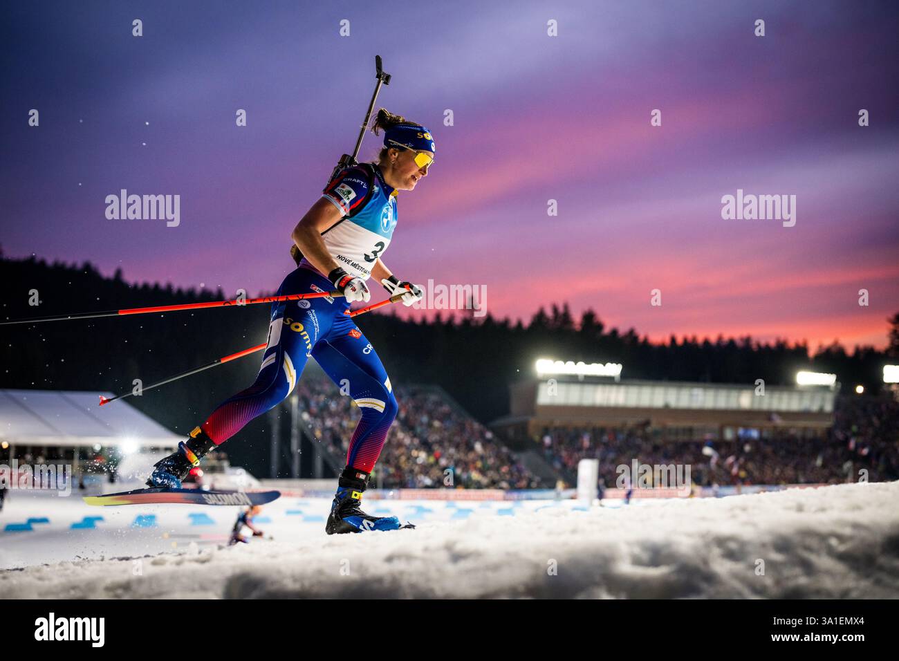 Julia Simon from France competes in women's 10 km pursuit race during ...