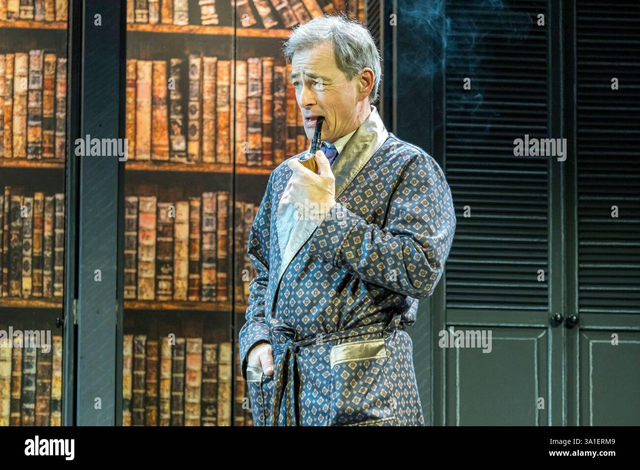 Schauspieler Jan Sosniok als Sherlock Holmes, am 06.03.2025 bei der ...