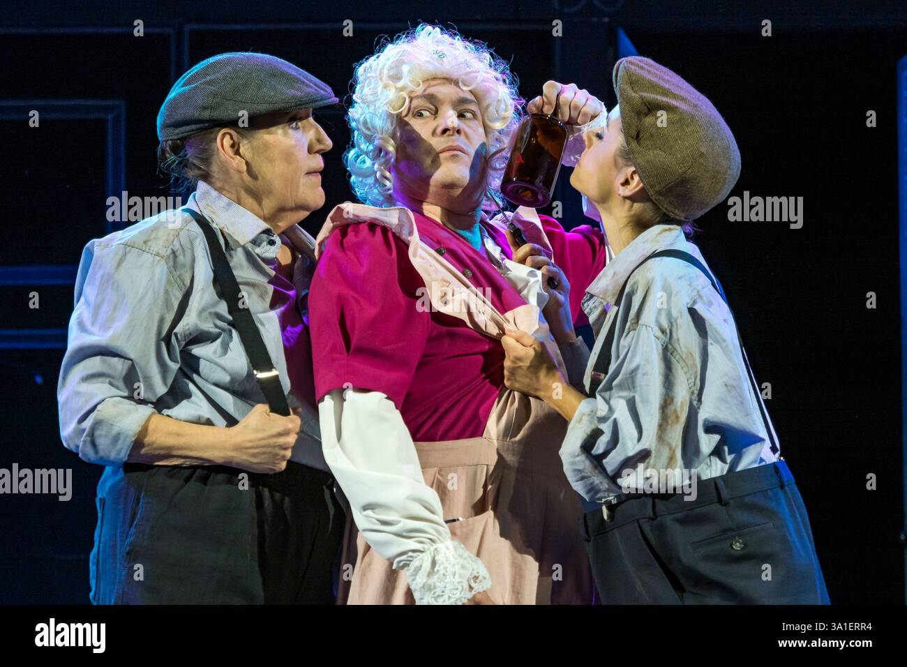 Schauspieler Alexis Kara als Rupert Perkins, Koenig Otto von Ormstein ...