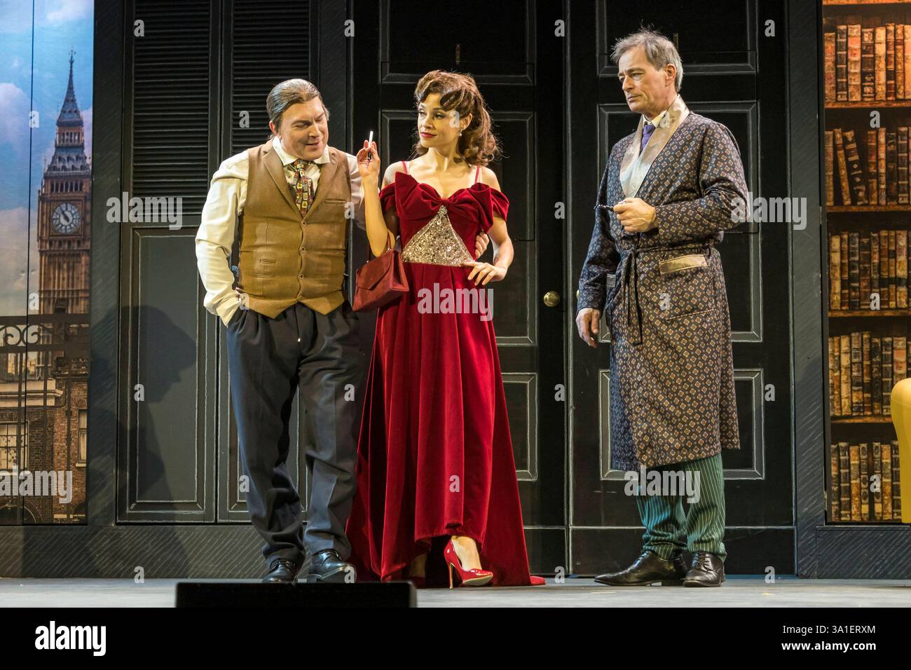 Schauspieler Jan Sosniok als Sherlock Holmes, Alexis Kara als Rupert ...