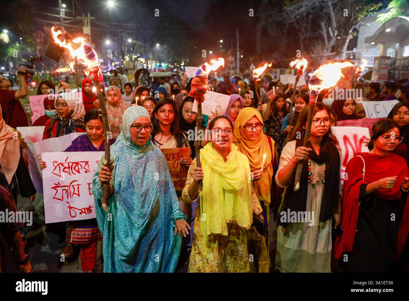Dhaka, Bangladesh. 8th Mar, 2025. Students at Dhaka University's Rokeya ...