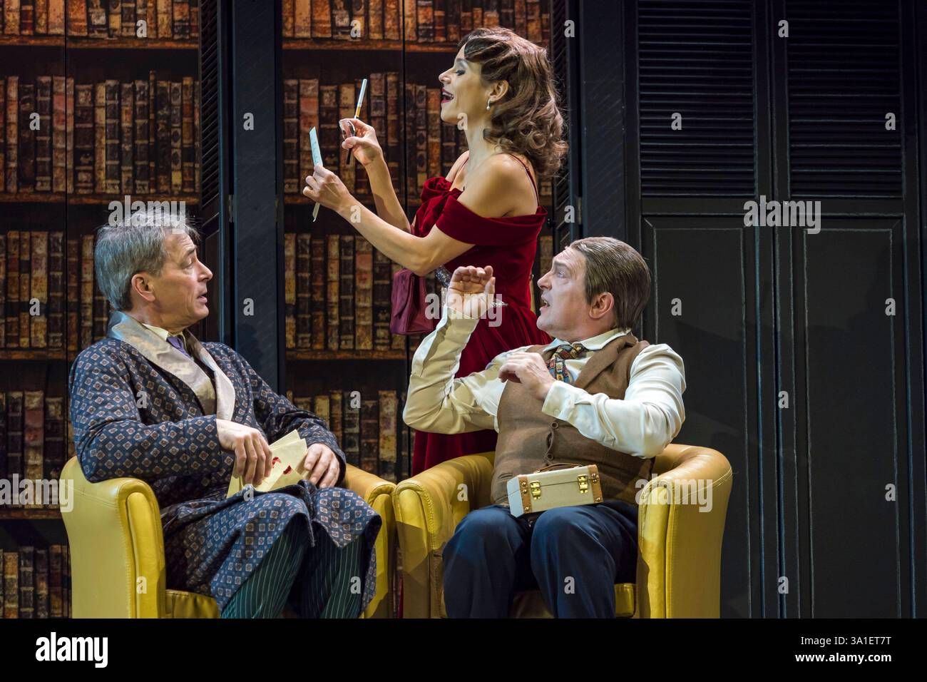 Schauspieler Jan Sosniok als Sherlock Holmes, Alexis Kara als Rupert ...