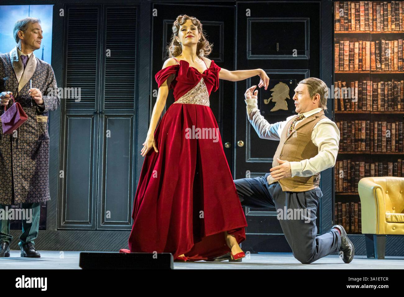 Schauspieler Jan Sosniok als Sherlock Holmes, Alexis Kara als Rupert ...