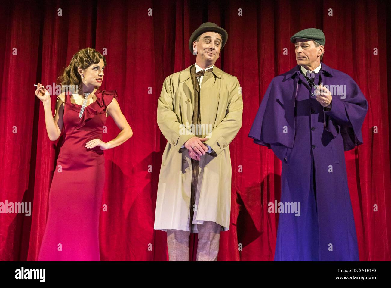 Schauspieler Jan Sosniok als Sherlock Holmes, Oliver Dupont als Doktor ...