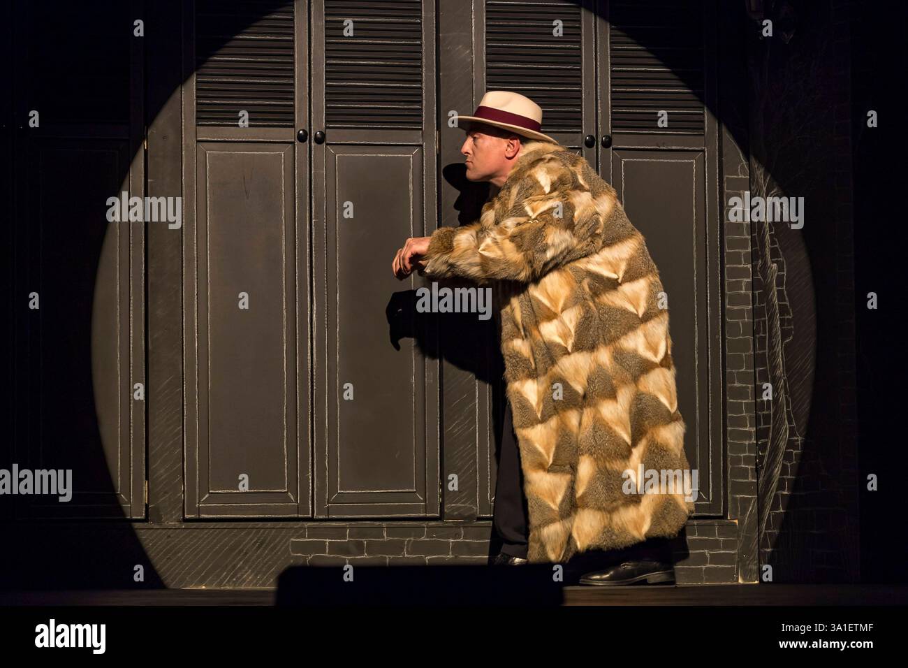 Schauspieler Alexis Kara als Rupert Perkins, Koenig Otto von Ormstein ...