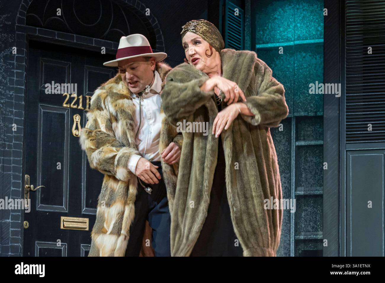 Schauspieler Alexis Kara als Rupert Perkins, Koenig Otto von Ormstein ...