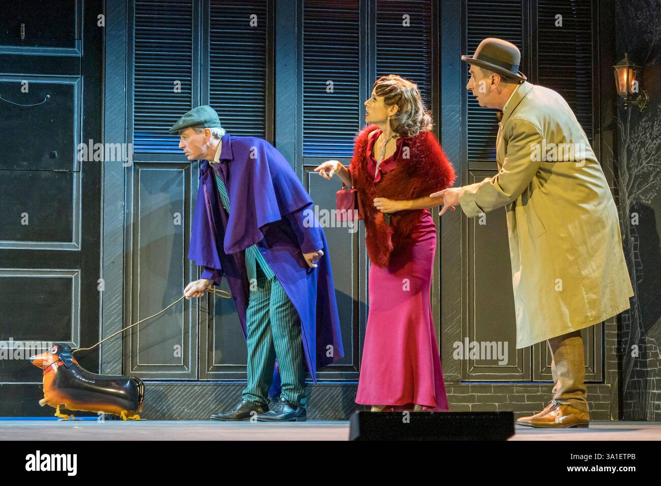 Schauspieler Jan Sosniok als Sherlock Holmes, Oliver Dupont als Doktor ...