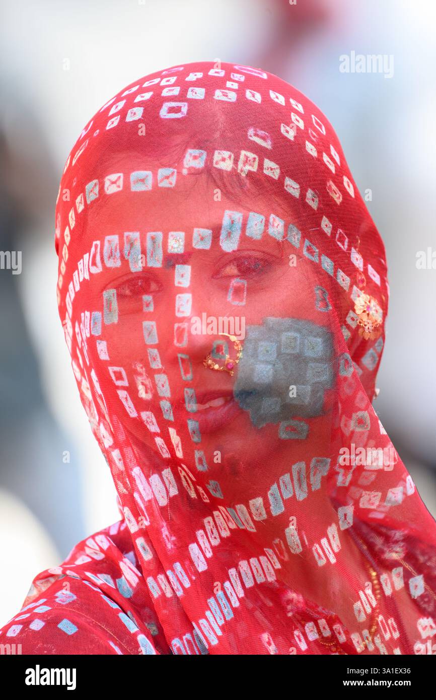 Jodhpur, Rajasthan, India - February 14 2025: Woman Wearing Traditional ...