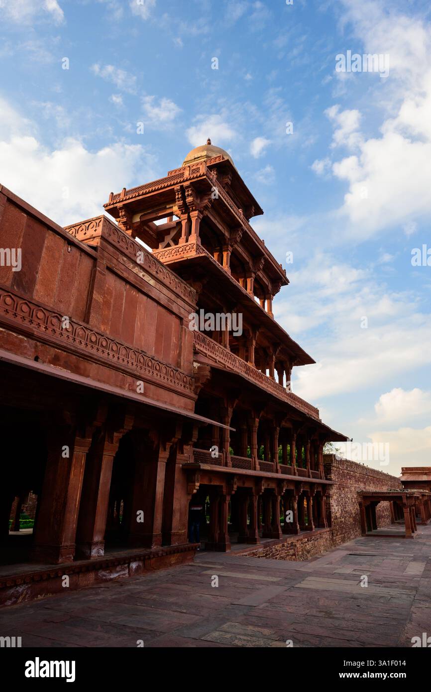 Fatehpur Sikri Panch Mahal Five Level Palace in Uttar Pradesh, India ...