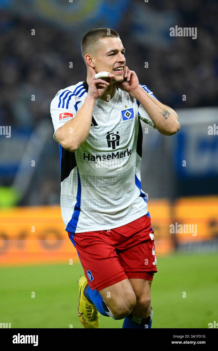 Hamburg, Germany. 08th Mar, 2025. Soccer: Bundesliga 2, Hamburger SV ...