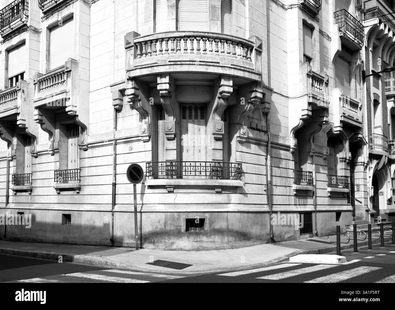 Detail of the iconic Maison de l'Américain (American's House) by ...