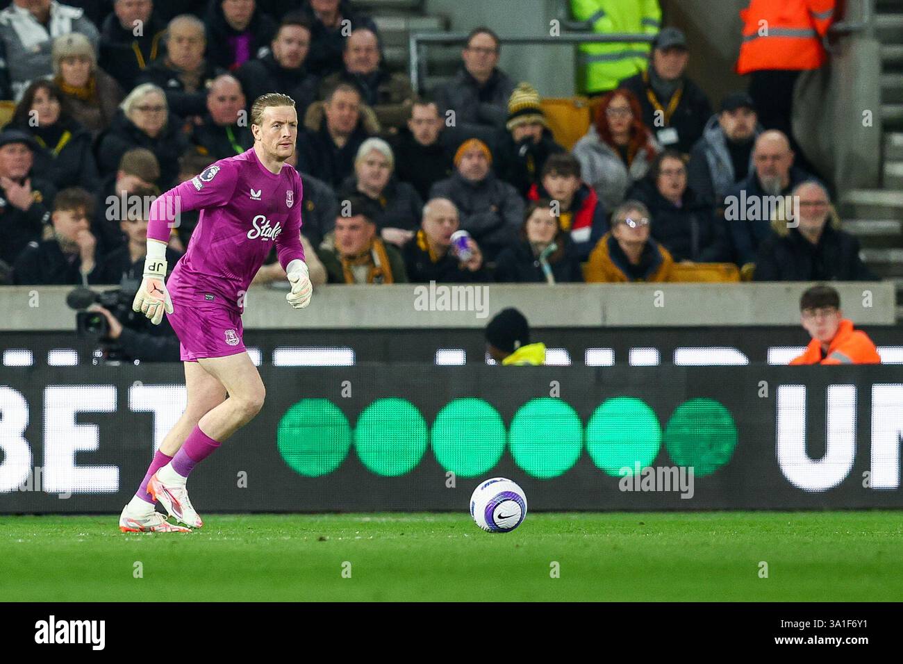#1, Jordan Pickford of Everton in action during the Premier League ...