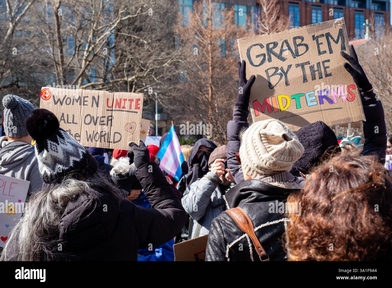 New York, NY, USA. 8th Mar, 2025. Thousands of women and supporters ...