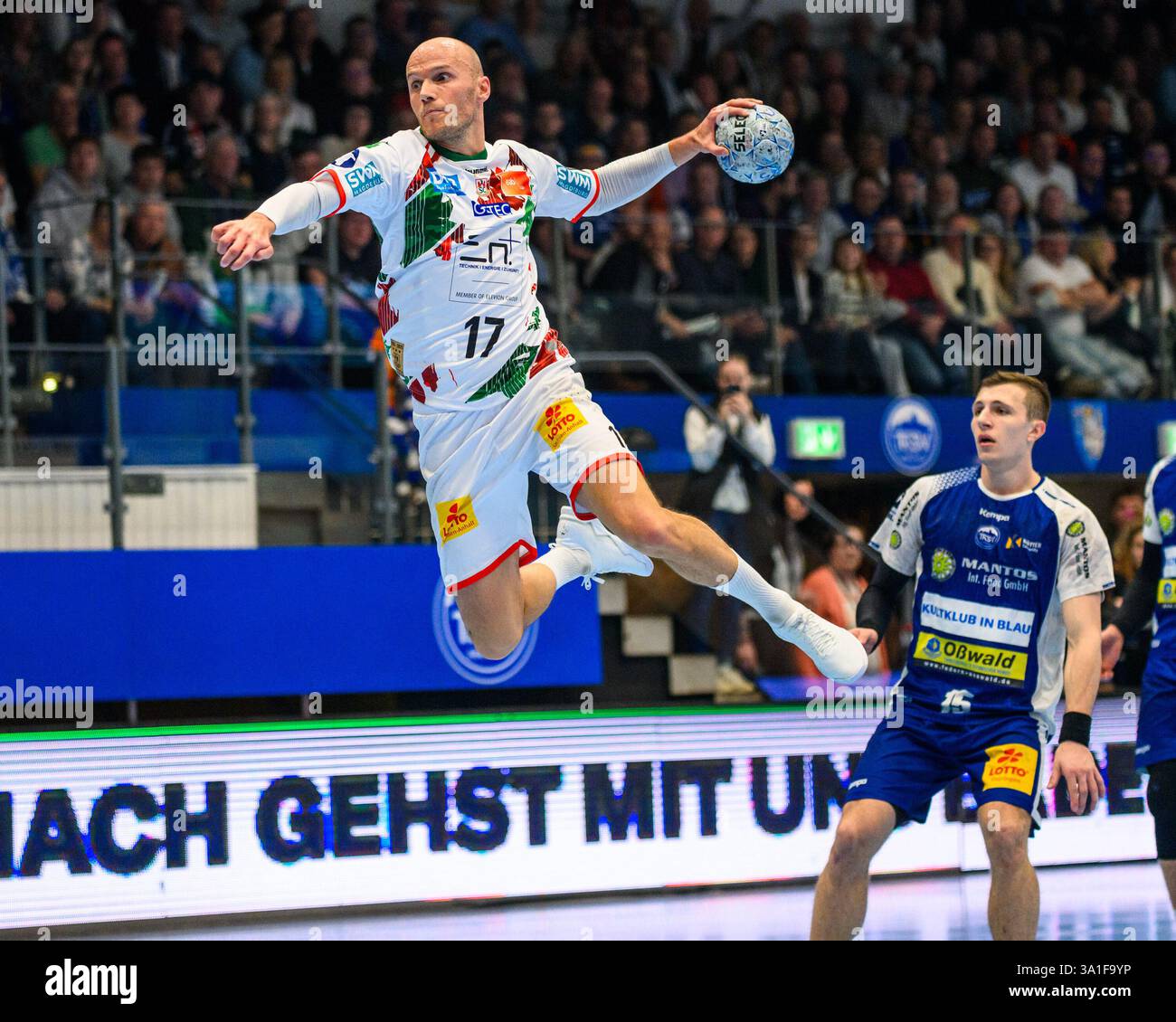 Eisenach, Deutschland. 08th Mar, 2025. Tim Hornke (Rechtsaussen, SC ...
