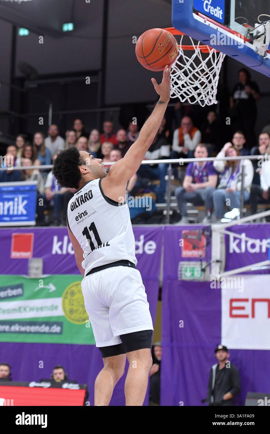 Korbleger von Jacob Gilyard (Niners Chemnitz, #11) , GER, BG Goettingen ...