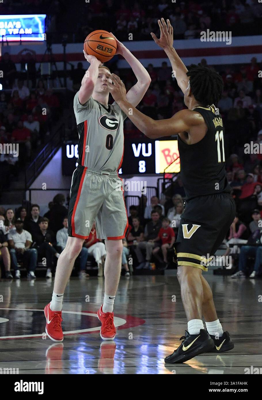 ATHENS, GA - MARCH 08: Georgia Bulldogs guard Blue Cain (0) shoots the ...