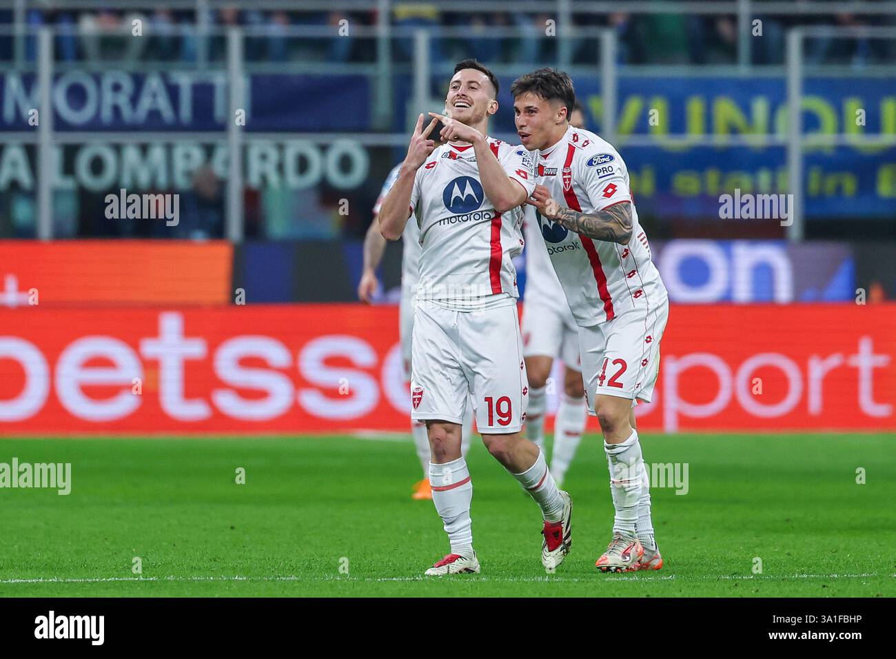Samuele Birindelli of AC Monza celebrates with his teammates after ...