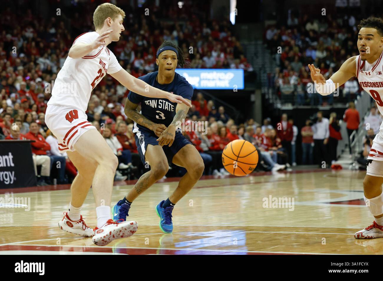March 8, 2025: Penn State Nittany Lions guard Nick Kern Jr. (3) makes a ...