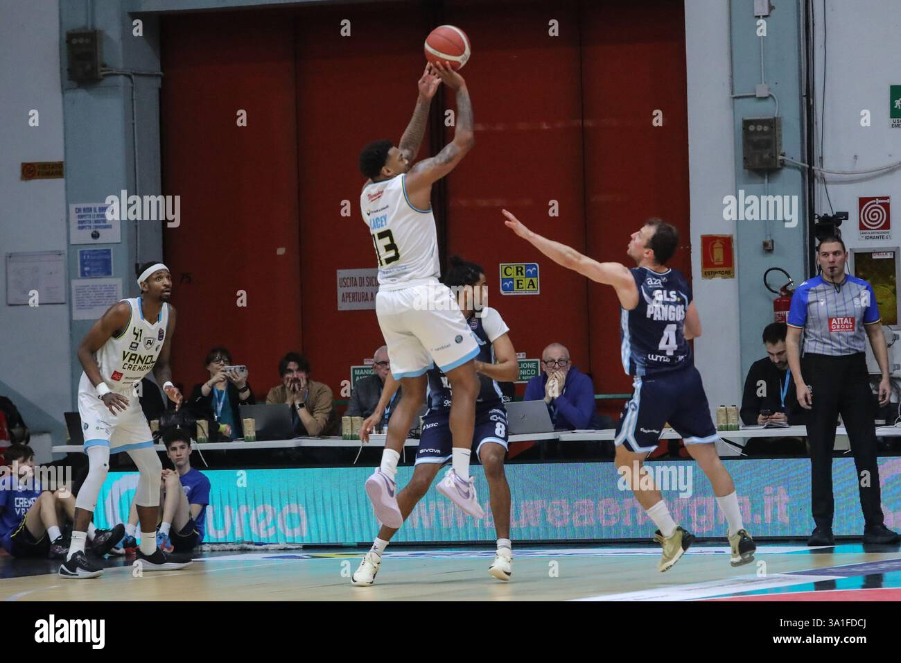 Cremona, Italy. 08th Mar, 2025. Trevor Lacey (Vanoli Cremona) during ...