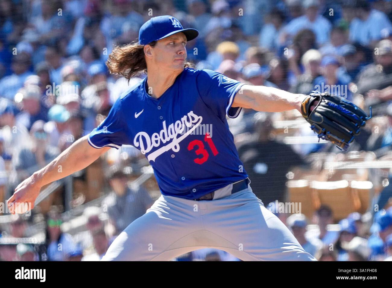 Los Angeles Dodgers pitcher Tyler Glasnow (31) throws in the first ...