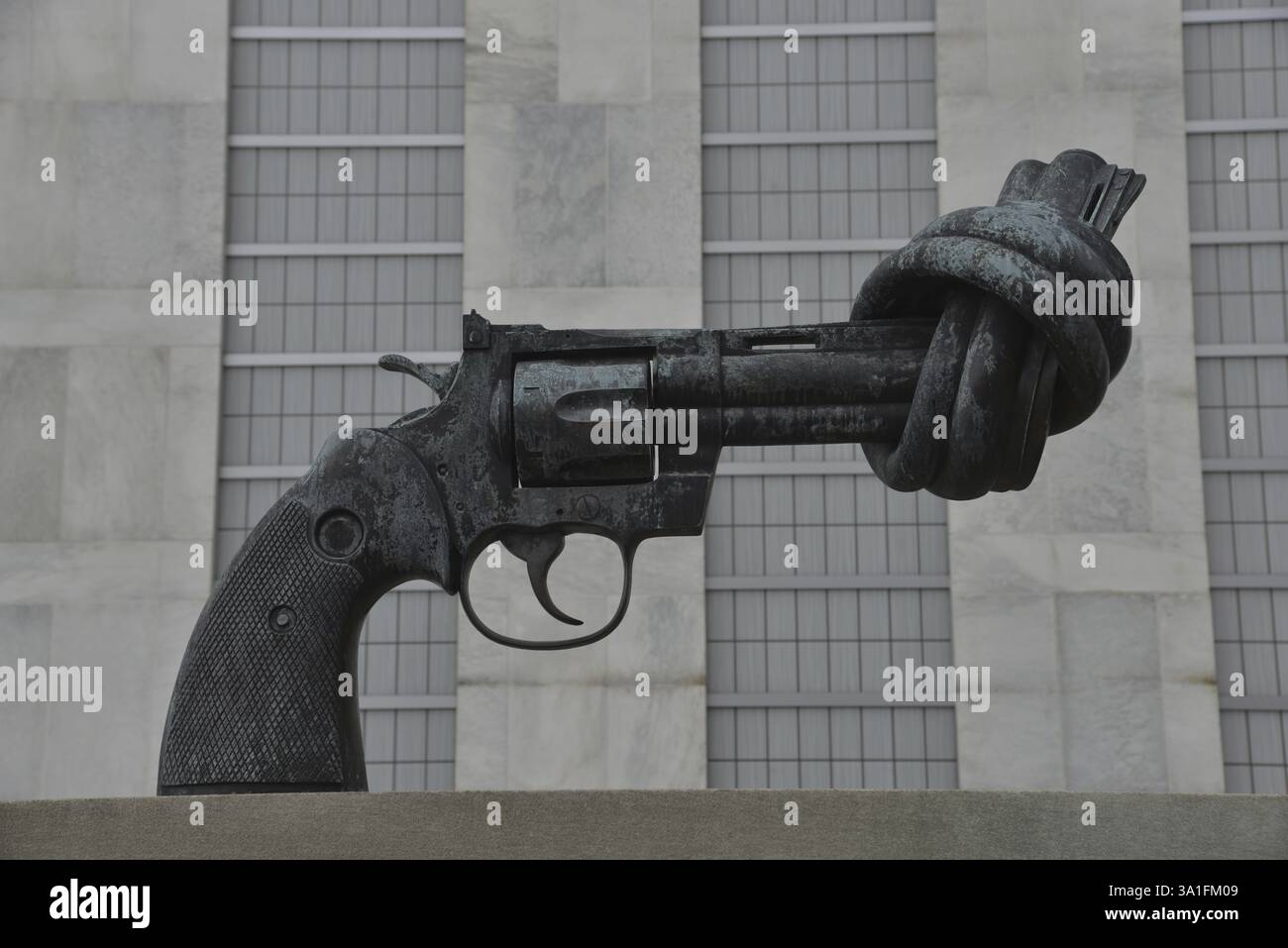 Pistol with knot in the barrel, Sculpture by Carl Fredrik Reuterswaerd ...