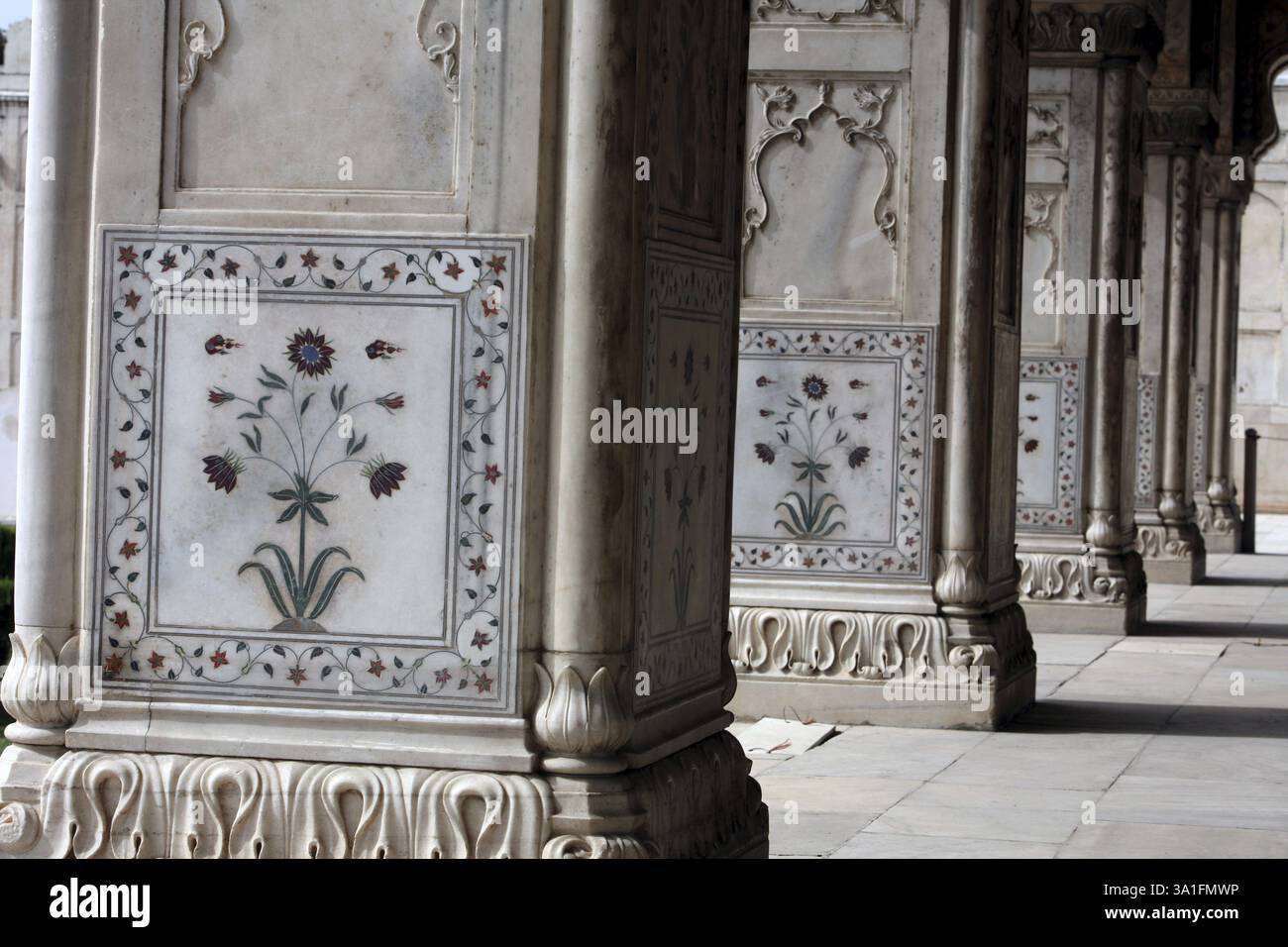 Rang Mahal or the Palace of color also known as Imtiaz Mahal, UNESCO ...