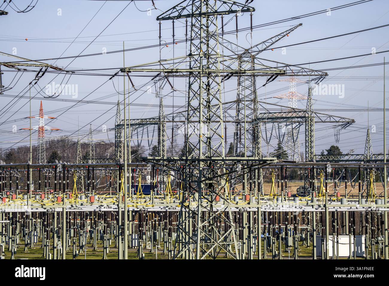 Dortmund-Kruckel substation, start of an extra-high-voltage line from Dortmund to Dauersberg in ...