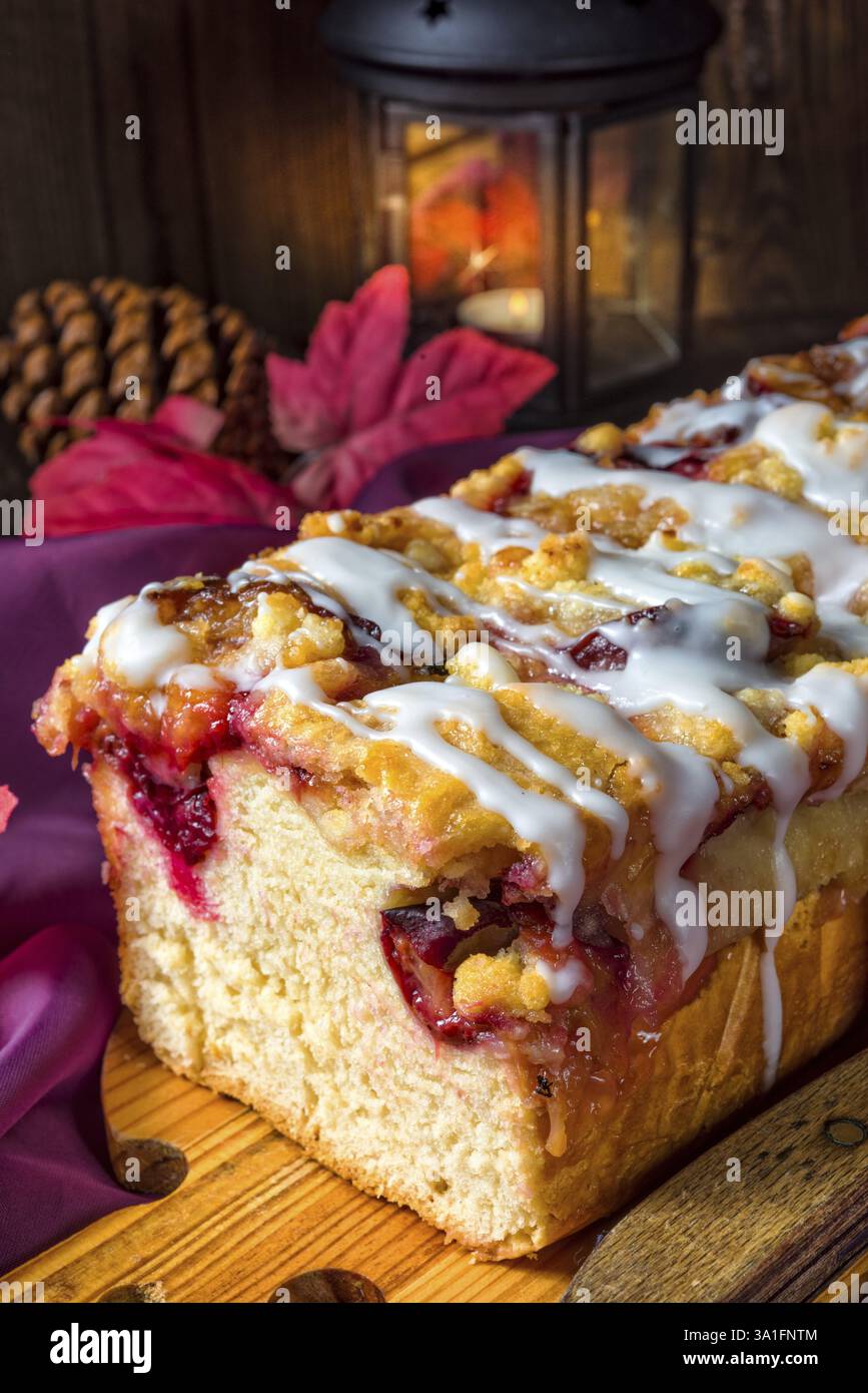 Delicious yeast cake with plums Stock Photo - Alamy