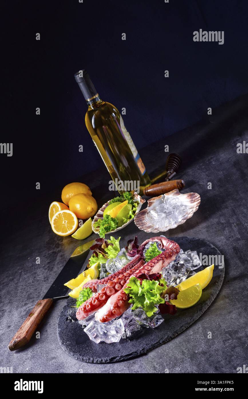 Common octopus eating hi-res stock photography and images - Alamy