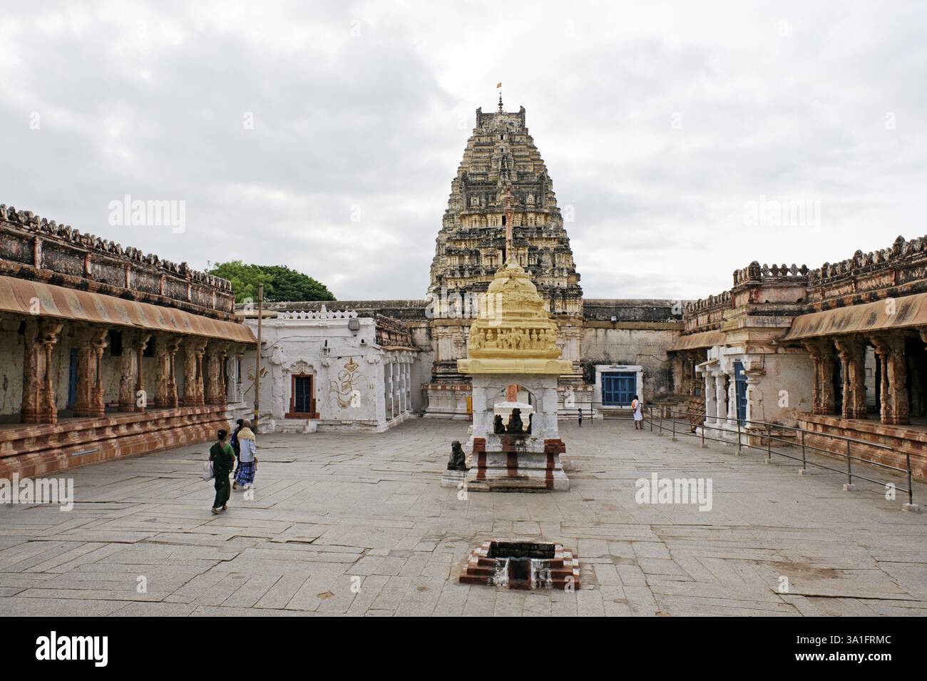 Virupaksha or Pampapati temple, UNESCO World Heritage site Hampi ...