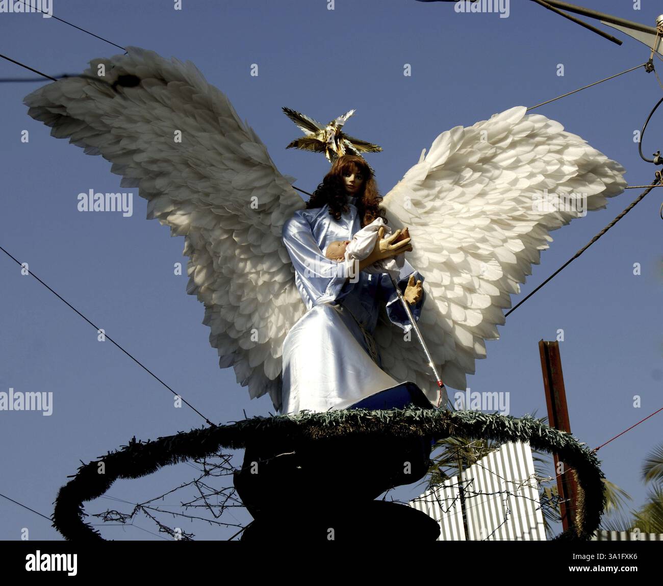 Jesus and mother marry statue hi-res stock photography and images - Alamy