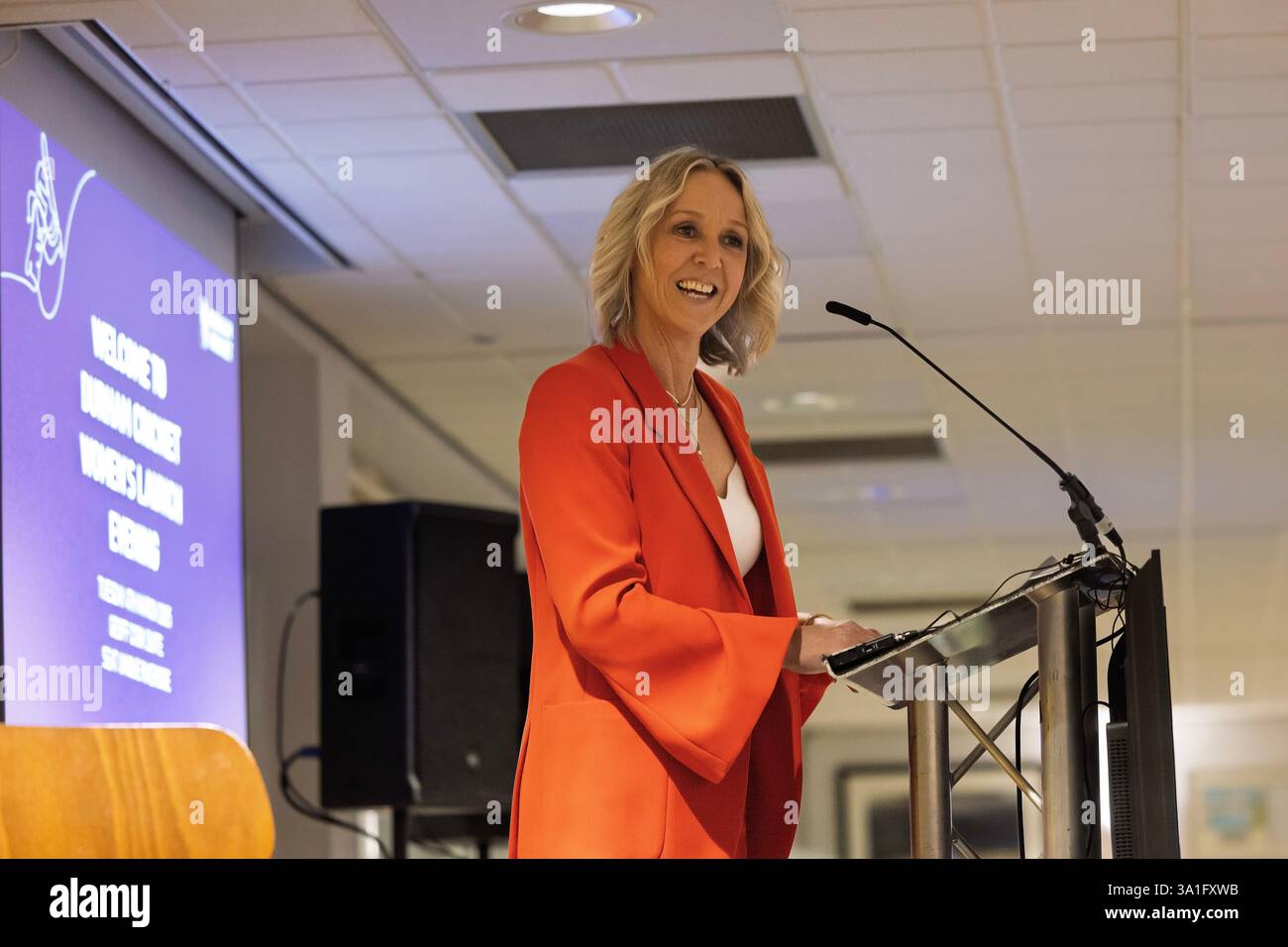 Alison curbishley hi-res stock photography and images - Alamy