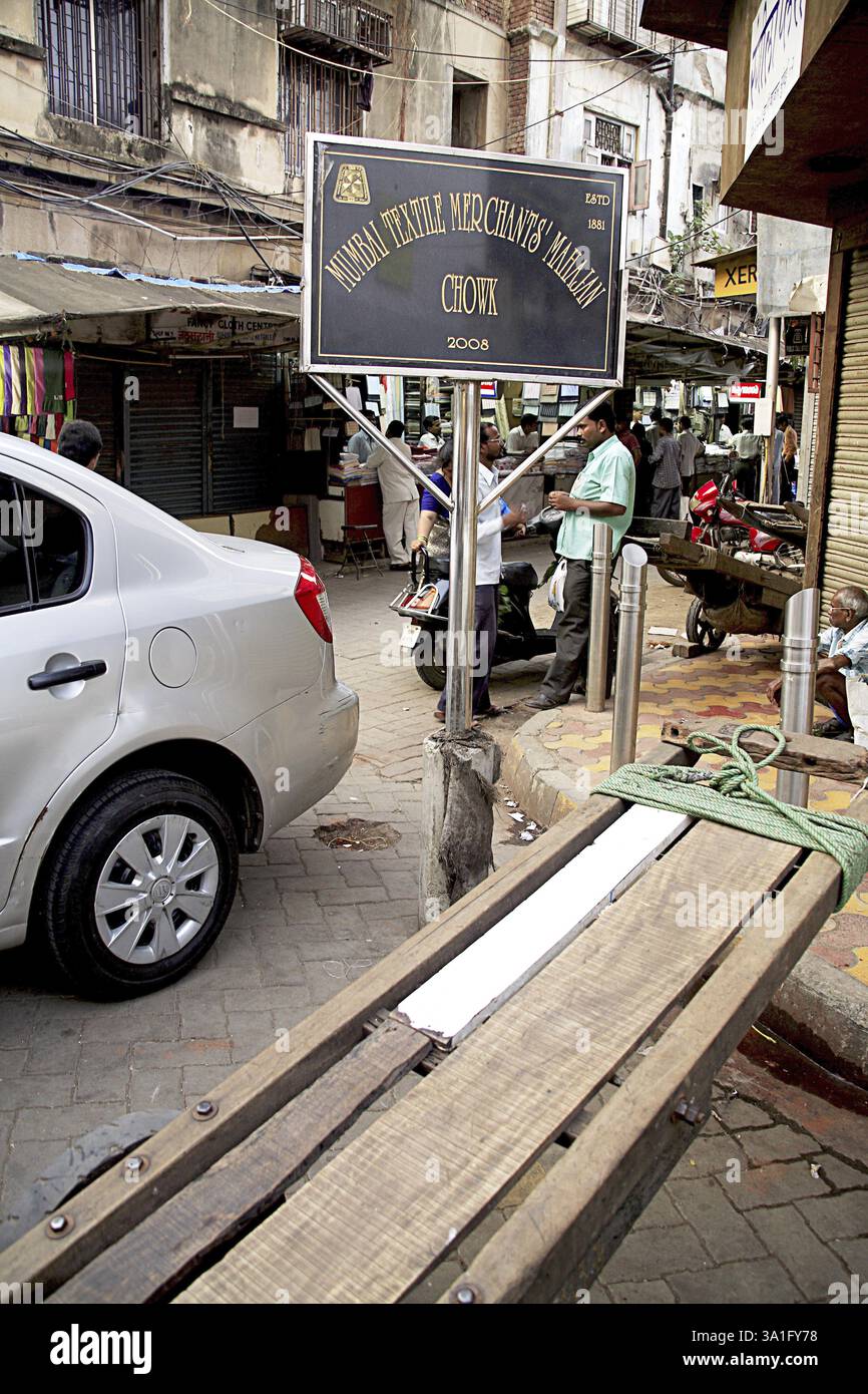 View of Sheikh Memon road, Zaveri Bazaar, Marine Lines, Bombay Mumbai ...