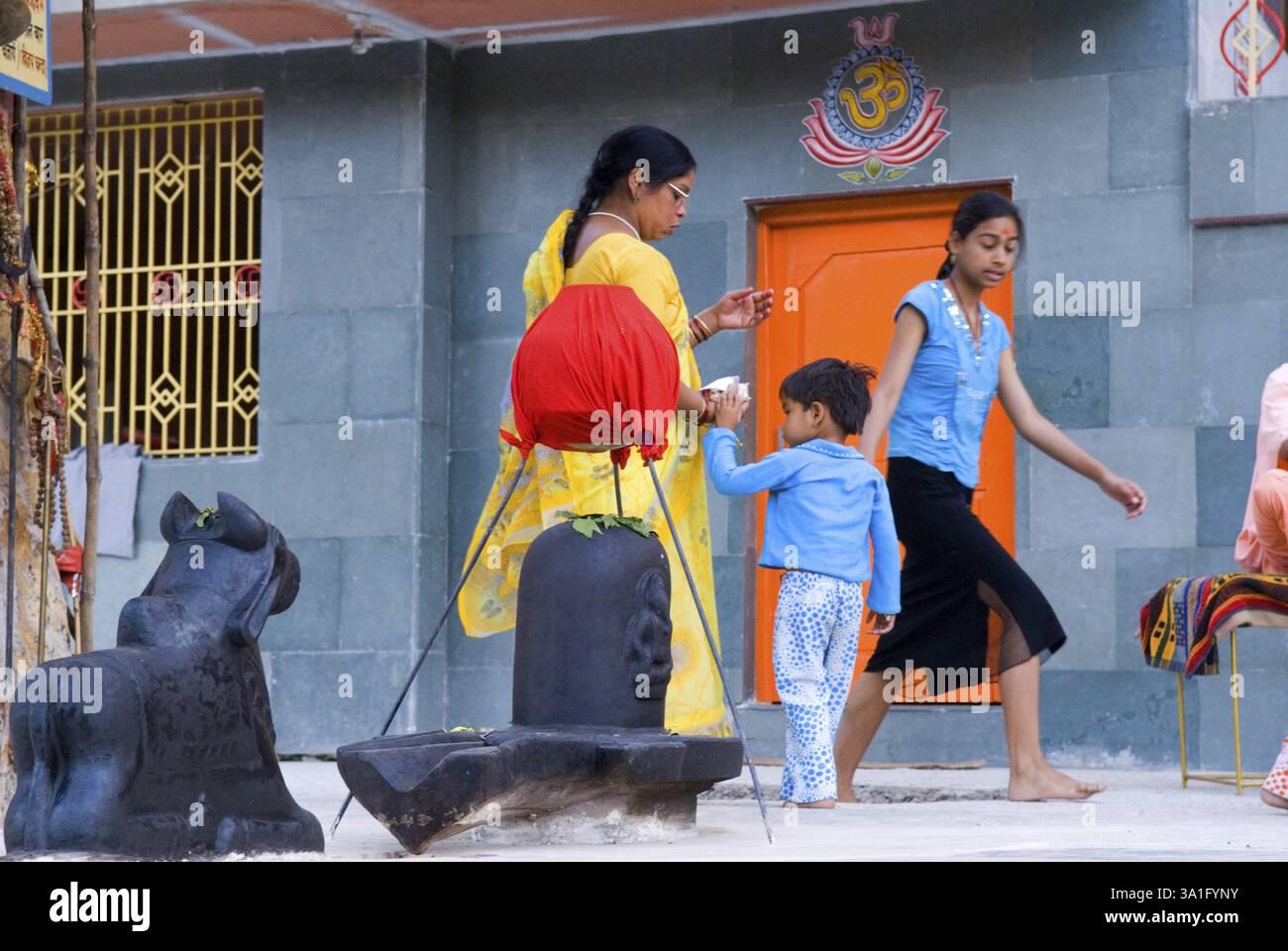 Shiva linga and bull statues at Sati anusaya temple, Chitrakoot, Uttar ...