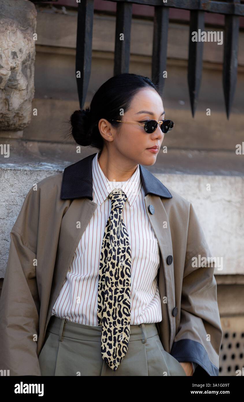 Yoyo Cao at the Hermès Fall/Winter 2025-2026 women's fashion show at ...