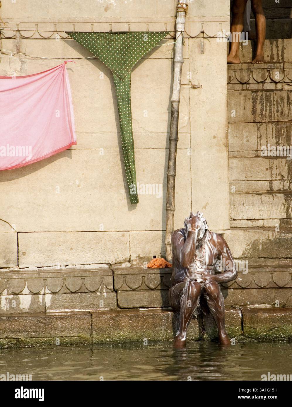 Men bathing at Varanasi ghat, Uttar Pradesh, India, Asia Stock Photo ...