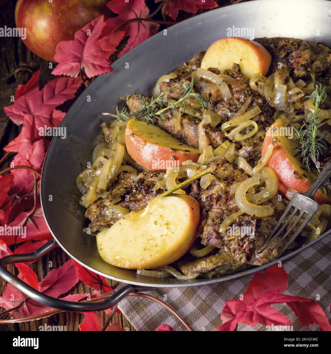 Liver preparation ready frying hi-res stock photography and images - Alamy