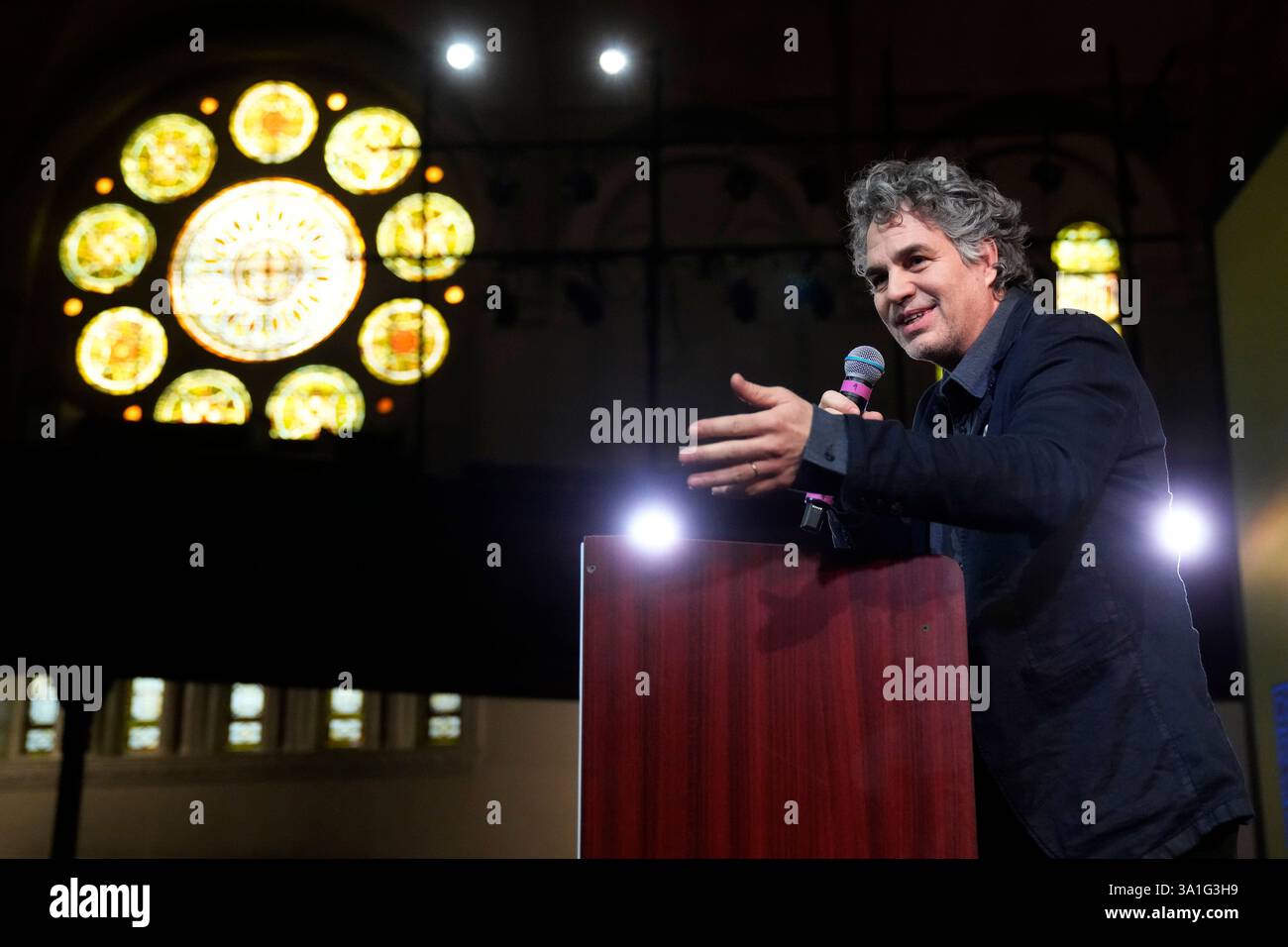IMAGE DISTRIBUTED FOR THE CENTER AT WEST PARK - Mark Ruffalo speaks at ...