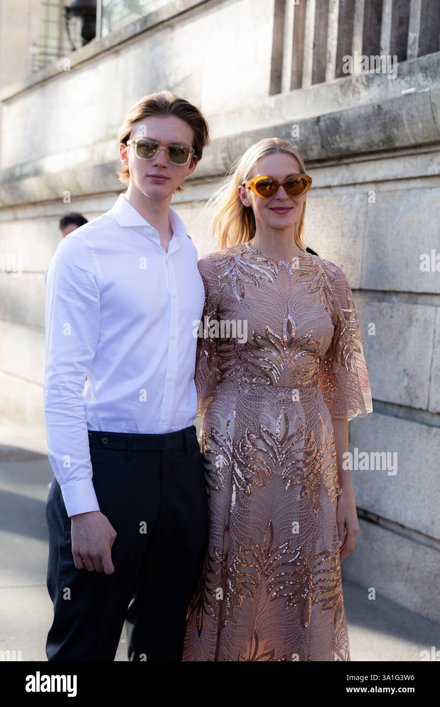 Hermés Gustaf Daniel Giersch and Kelly Rutherford at the Elie Saab Fall ...
