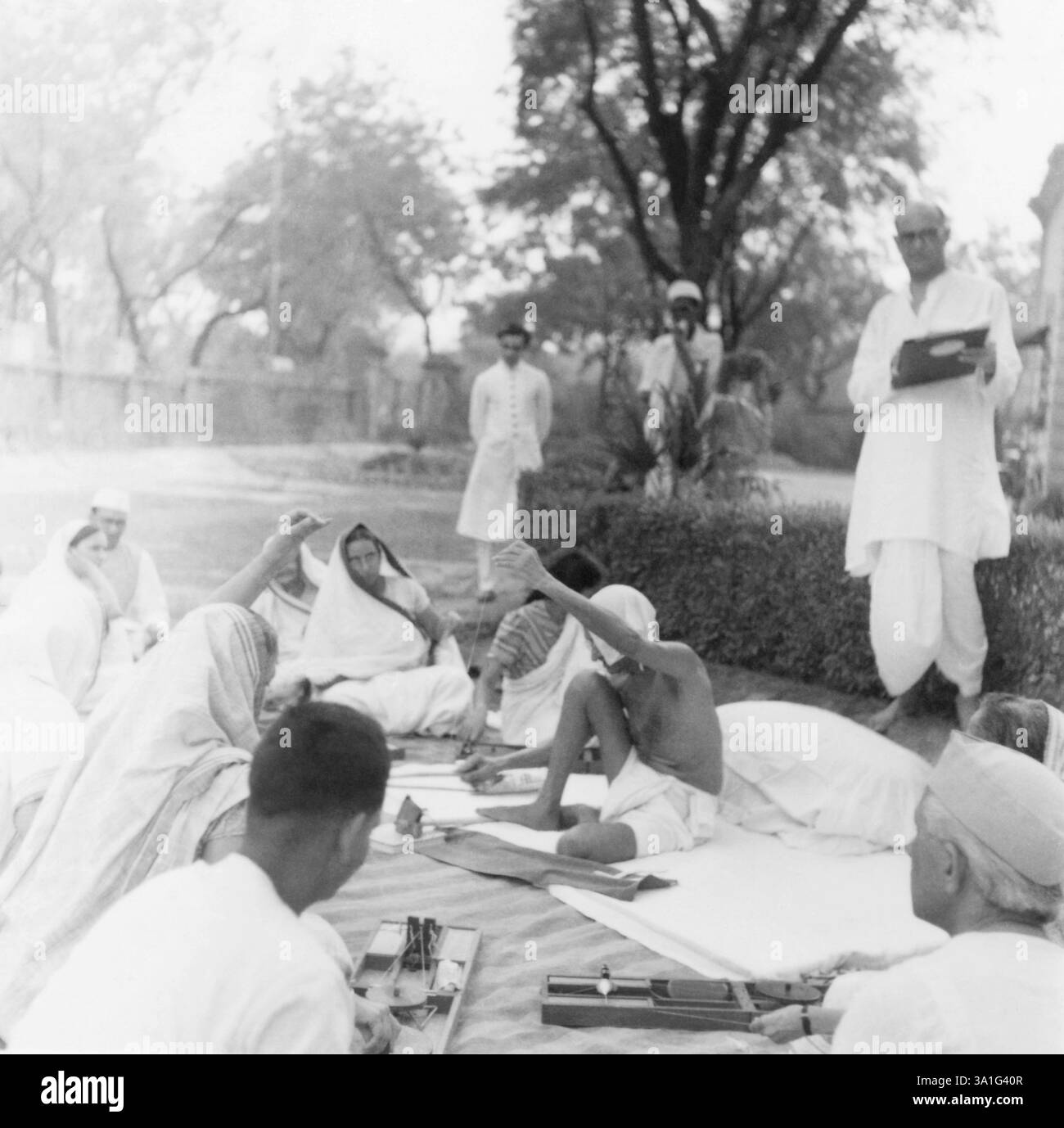 Mahatma Gandhi spinning, New Delhi, 1939, Prabhavati Jayaprakash ...