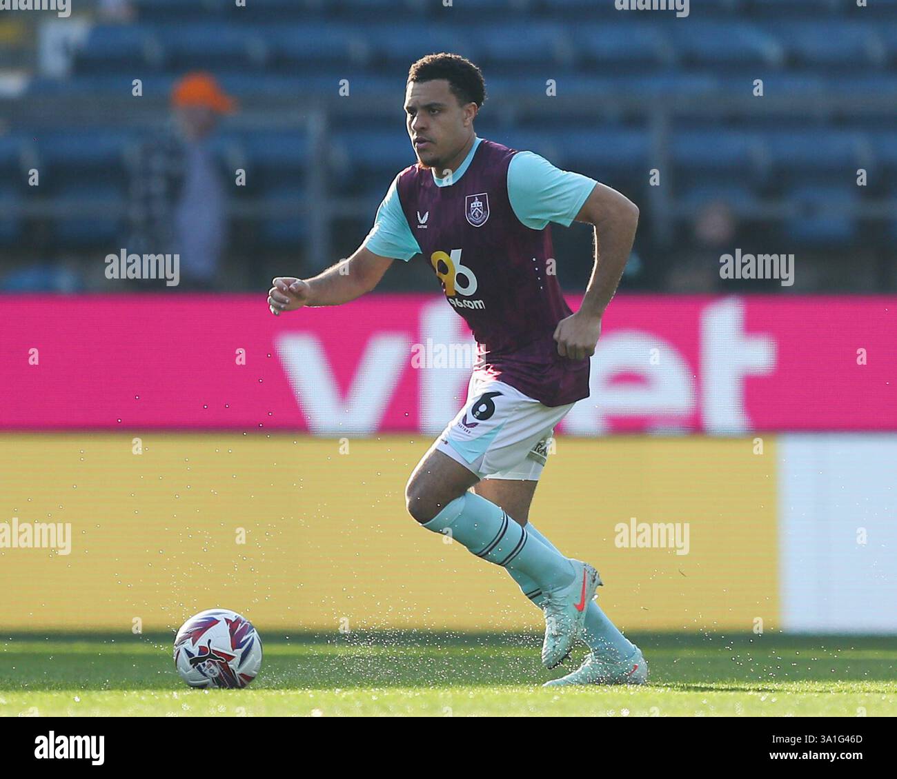 CJ Egan-Riley of Burnley during the Sky Bet Championship match Burnley ...