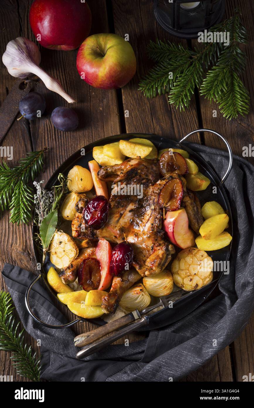 Chicken pieces with fruit and vegetables Stock Photo - Alamy