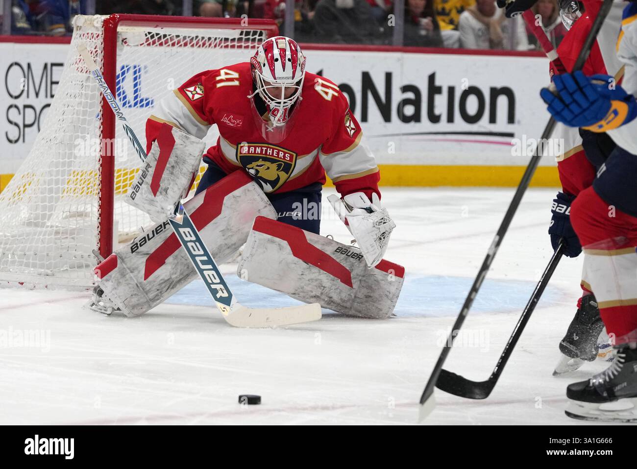 Florida Panthers goaltender Vitek Vanecek (41) defends the goal during ...