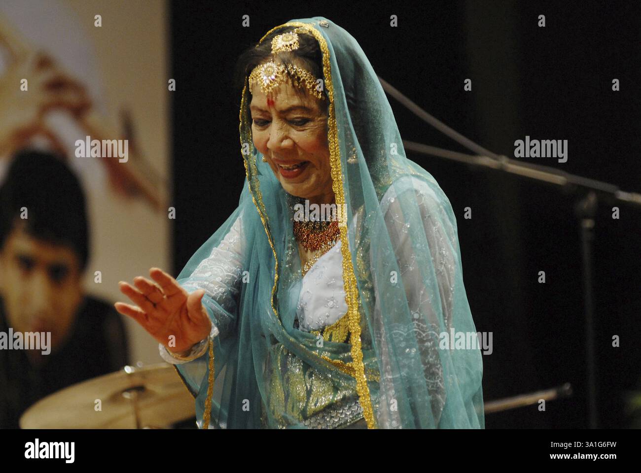 Kathak classical dancer Sitara Devi performs at Shanmukhananda Hall in ...