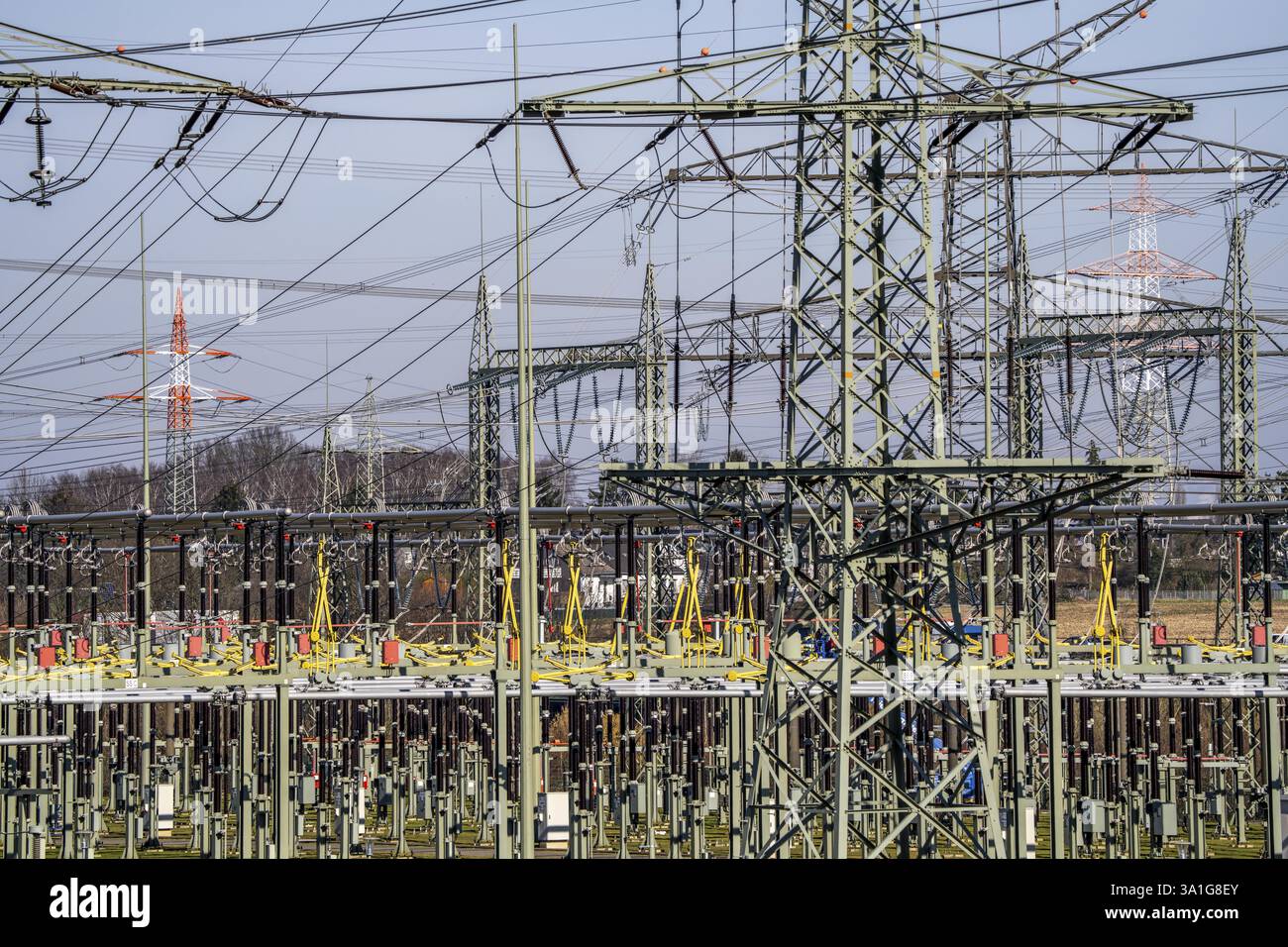 Dortmund-Kruckel substation, start of an extra-high-voltage line from Dortmund to Dauersberg in ...