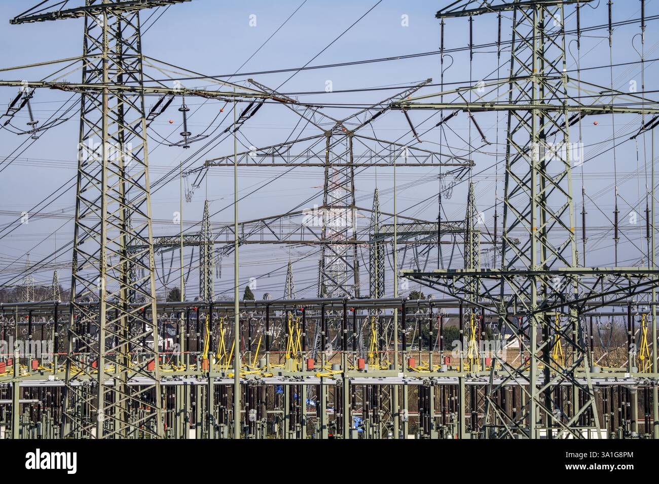 Dortmund-Kruckel substation, start of an extra-high-voltage line from Dortmund to Dauersberg in ...