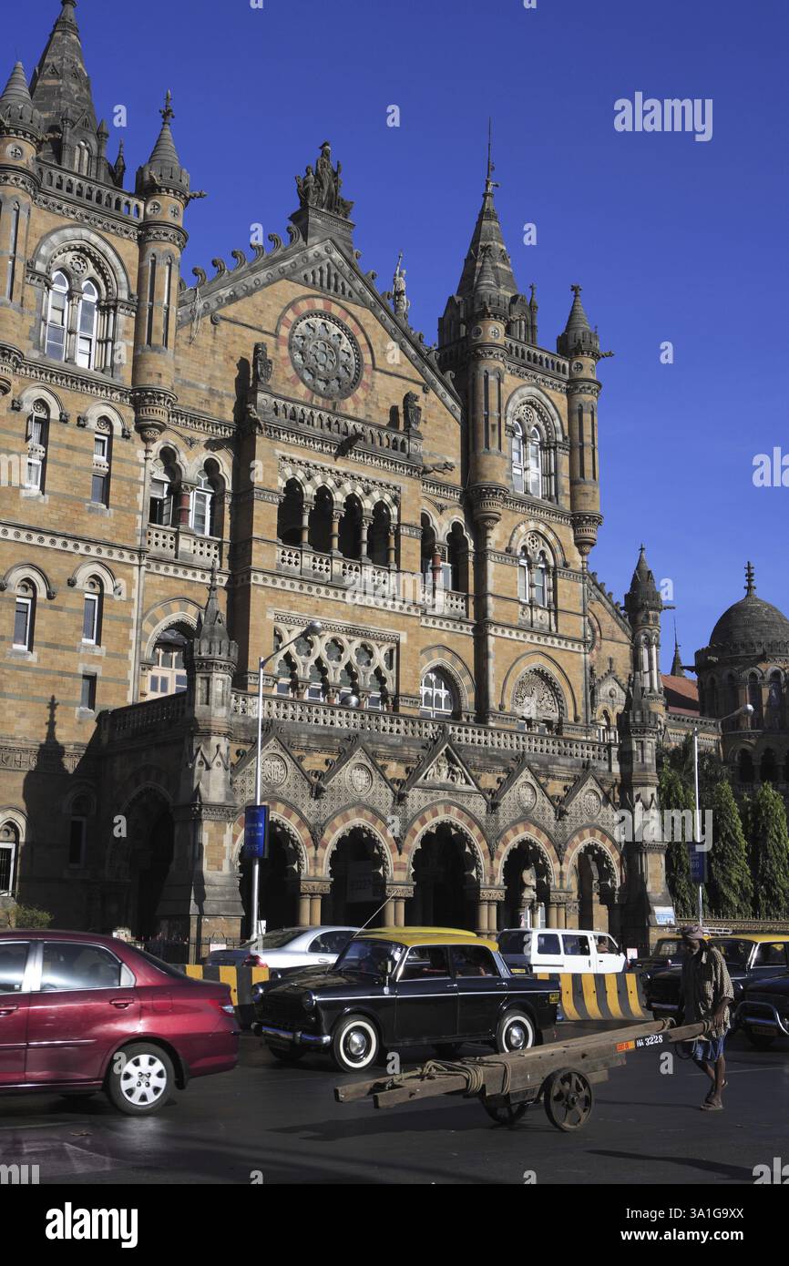 Chhatrapati Shivaji Terminus (formerly Victoria Terminus) Victorian ...