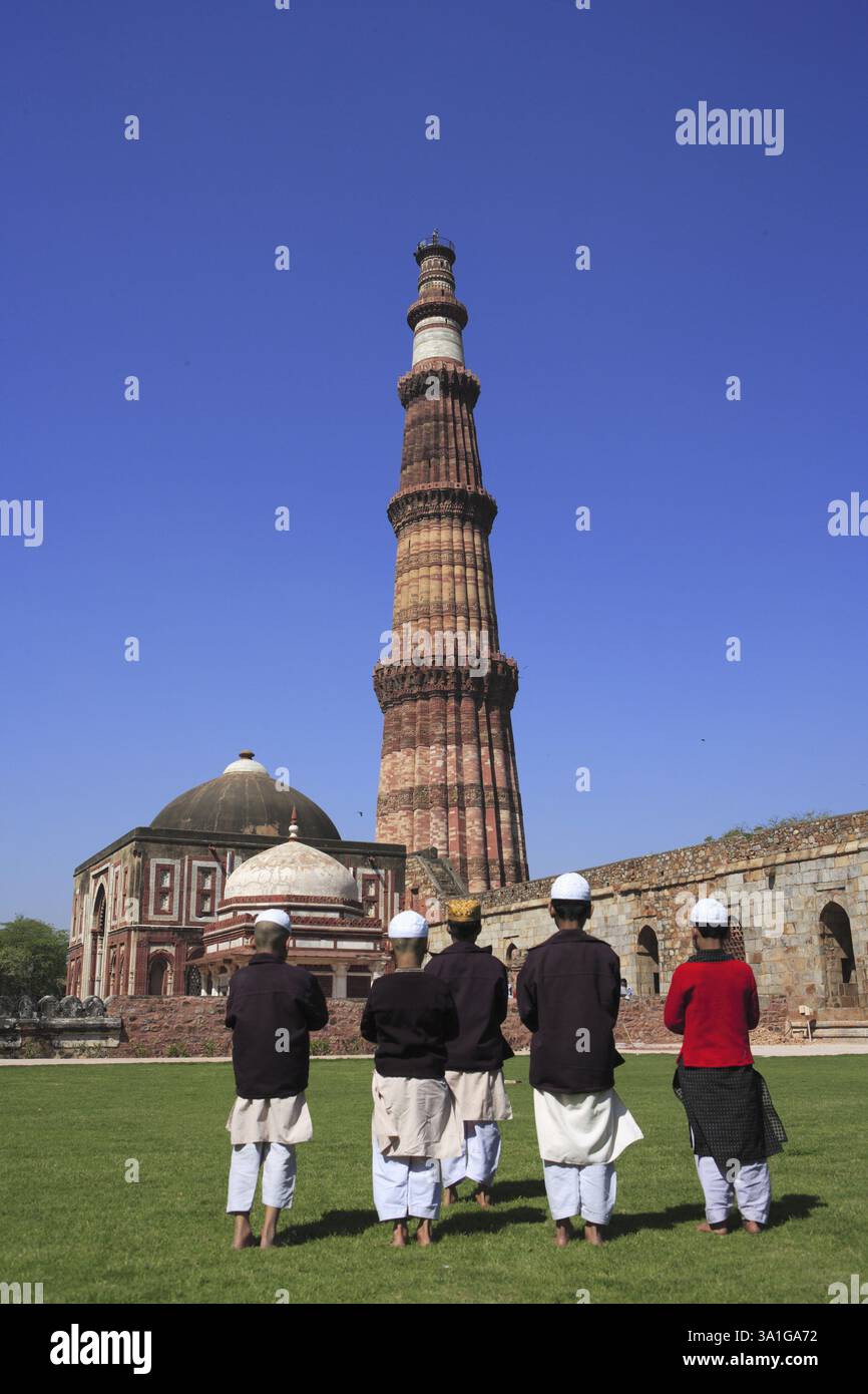 Children doing Namaz in front of Alai Darwaza, Imam Zamin's tomb and ...